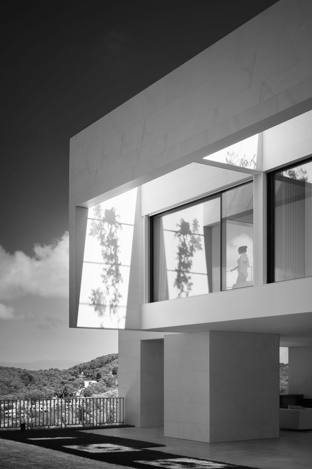A Symphony of Glass: Modern Windows That Will Take Your Breath Away ...
